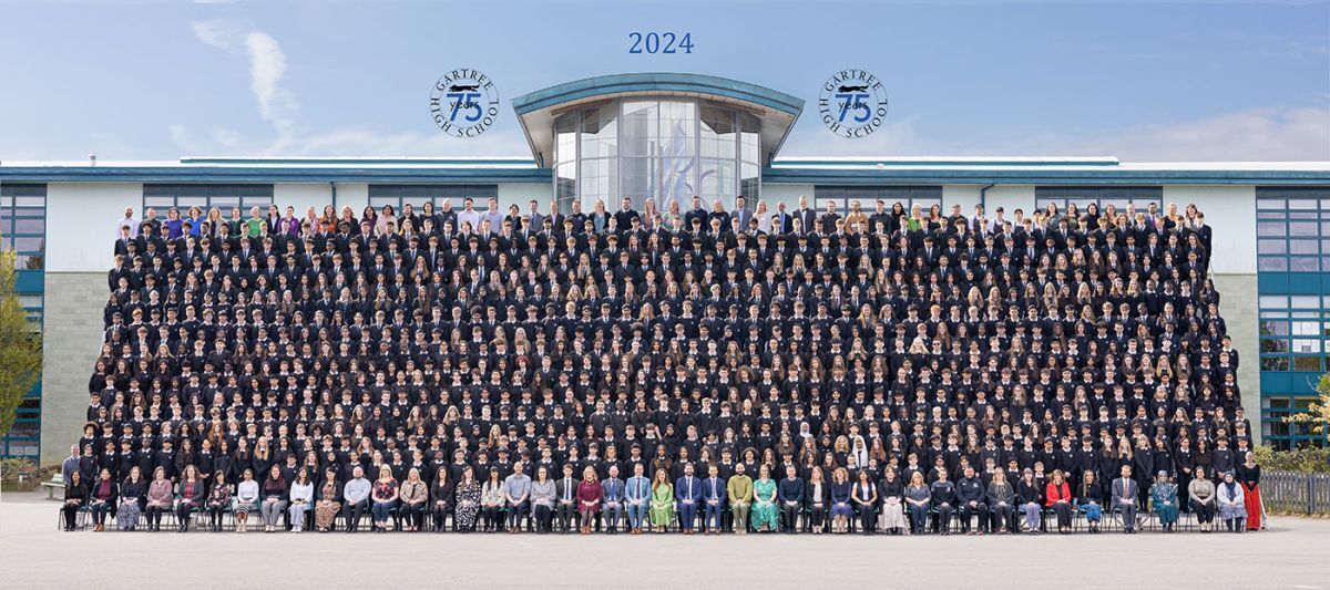Whole School Photography – Hardy's School Photography