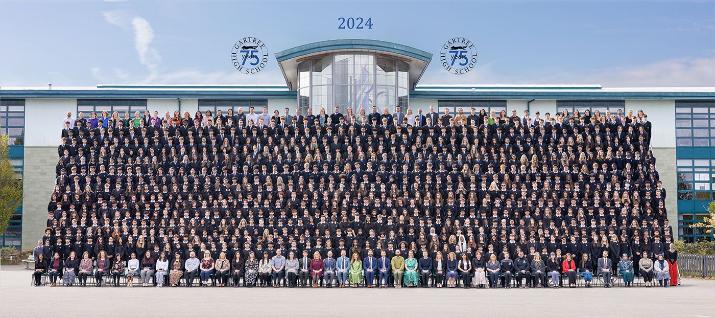 Whole School Photography – Hardy's School Photography